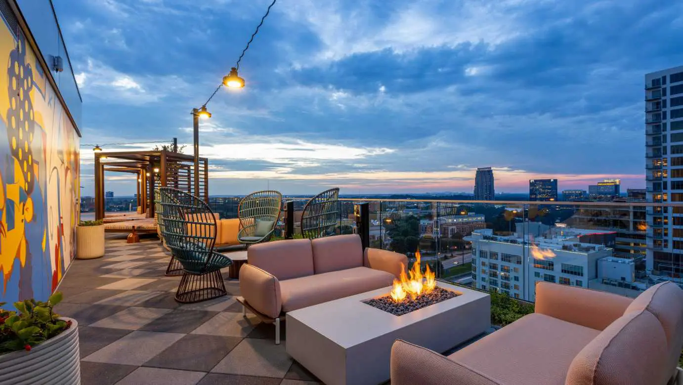 Rambler Atlanta v. Hub on Campus: Which Student Apartment is Right for Me?